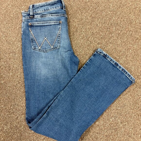 Wrangler | Jeans | Wrangler Womens Retro Mae Mid Rise Bootcut Jean ...